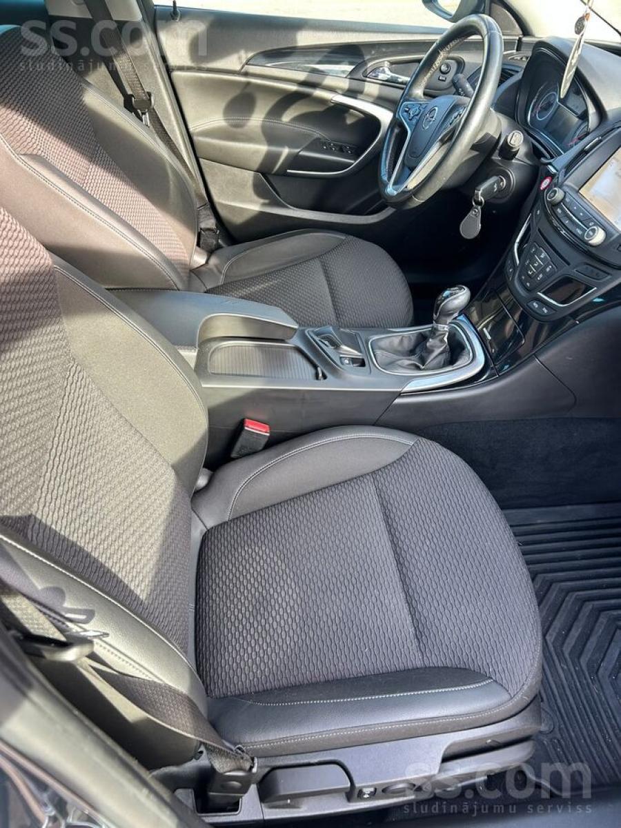 Pelēks Opel Insignia 2013 Rīga, ar dzinēja tilpumu 2.00 L un nobraukumu 277 tūkst. km par 5500 €, foto 10 vietnē AUTOMOTO.COM.LV
