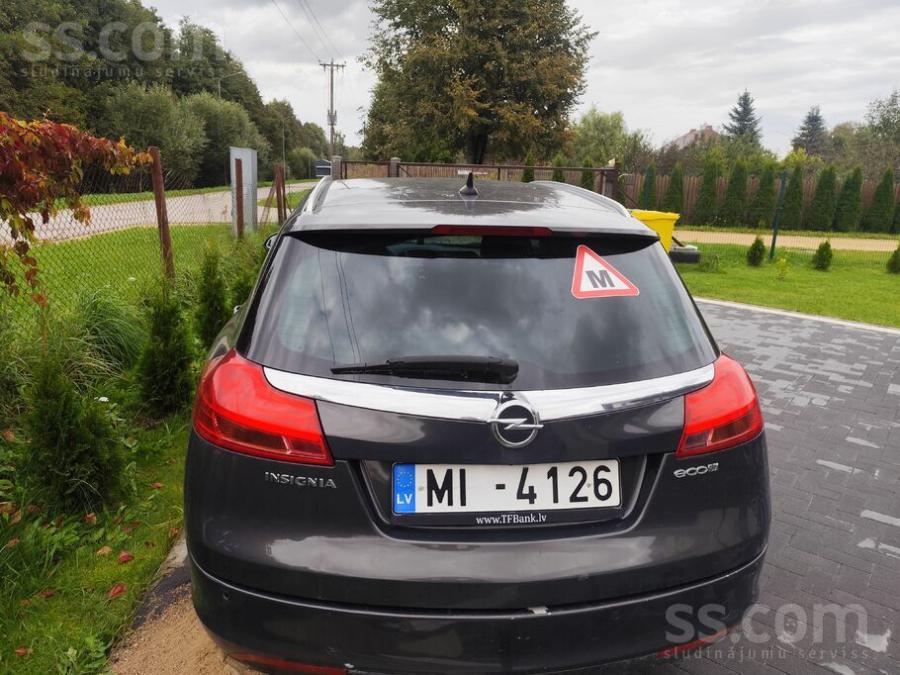 Pelēks Opel Insignia 2013 Rīga, ar dzinēja tilpumu 2.00 L un nobraukumu 310 tūkst. km par 1550 €, foto 5 vietnē AUTOMOTO.COM.LV