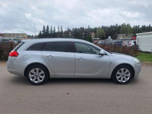 Grey Opel Insignia 2013 in Utena, with an engine capacity of 2.00 L and mileage of 243 thousand km for 3550 €, photo 4 on AUTOMOTO.COM.LV