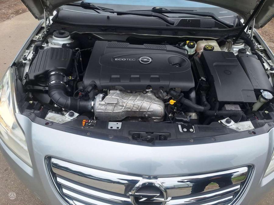 Grey Opel Insignia 2013 in Utena, with an engine capacity of 2.00 L and mileage of 243 thousand km for 3550 €, photo 15 on AUTOMOTO.COM.LV