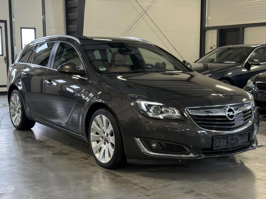 Grey Opel Insignia 2014 in Marijampole, with an engine capacity of 1.96 L and mileage of 186 thousand km for 6700 €, photo 1 on AUTOMOTO.COM.LV