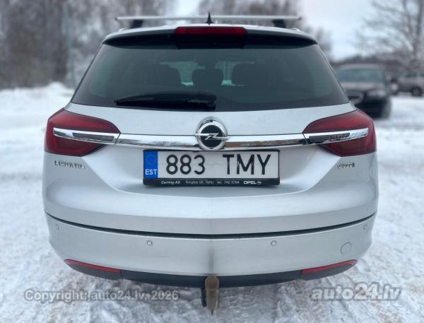 Grey Opel Insignia 2014 in Tallinn, with an engine capacity of 2.00 L and mileage of 365 thousand km for 3900 €, photo 11 on AUTOMOTO.COM.LV