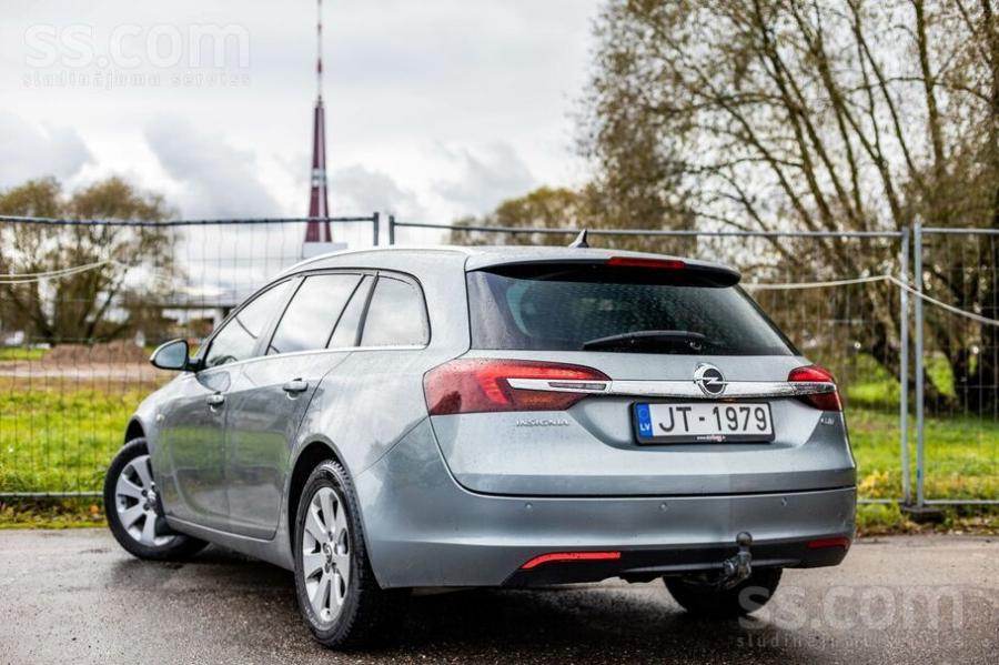 Pelēks Opel Insignia 2014 Rīga, ar dzinēja tilpumu 2.00 L un nobraukumu 280 tūkst. km par 6390 €, foto 7 vietnē AUTOMOTO.COM.LV