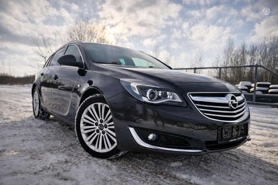 Grey Opel Insignia 2014 in Pakruojis, with an engine capacity of 1.96 L and mileage of 273 thousand km for 4100 €, photo 6 on AUTOMOTO.COM.LV