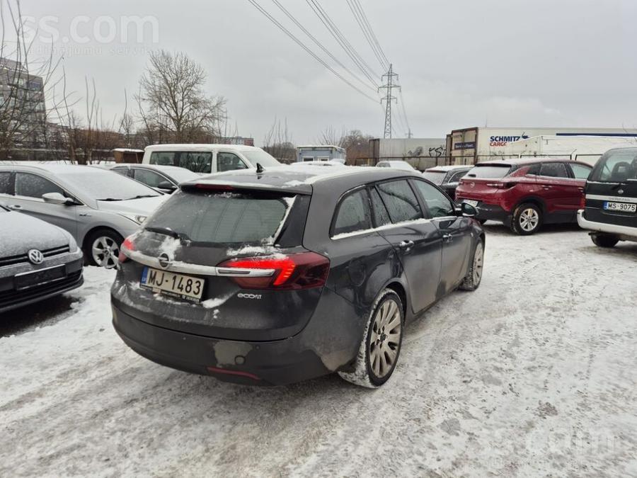 Grey Opel Insignia 2014 in Riga, with an engine capacity of 2.00 L and mileage of 336 thousand km for 4990 €, photo 6 on AUTOMOTO.COM.LV