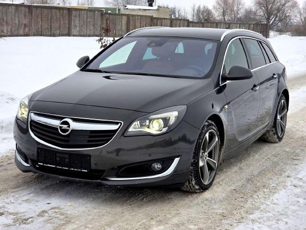 Grey Opel Insignia 2014 in Kedainiai, with an engine capacity of 1.96 L and mileage of 263 thousand km for 6800 €, photo 11 on AUTOMOTO.COM.LV