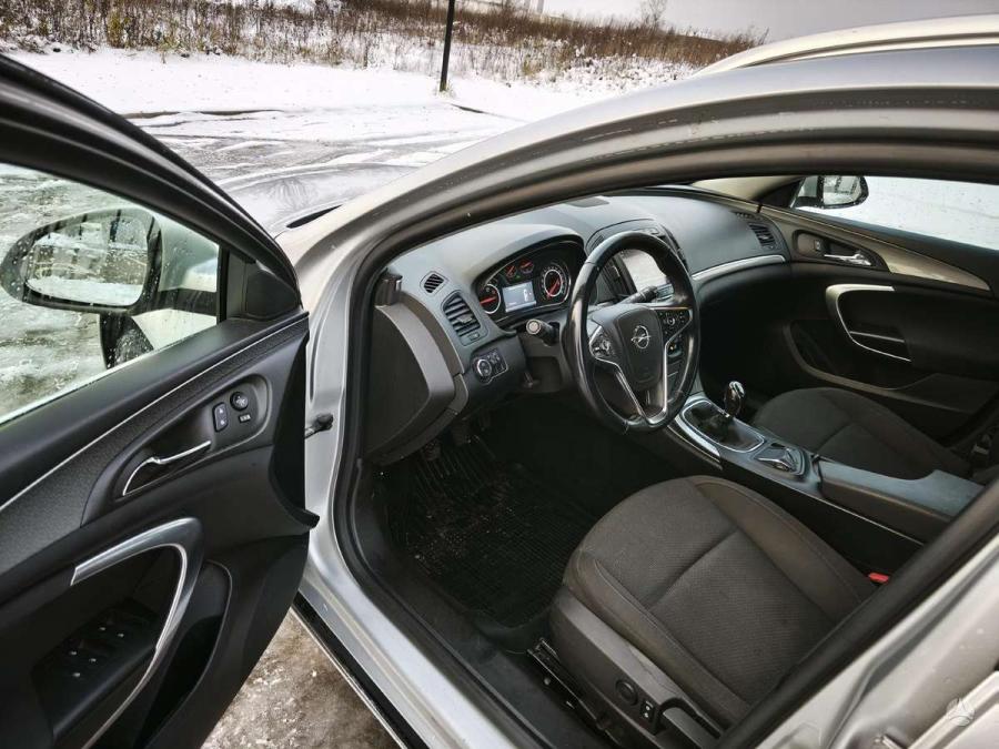 Pelēks Opel Insignia 2014 Kauņa, ar dzinēja tilpumu 1.96 L un nobraukumu 286 tūkst. km par 4750 €, foto 9 vietnē AUTOMOTO.COM.LV