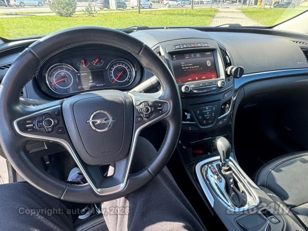 Grey Opel Insignia 2014 in Tallinn, with an engine capacity of 2.00 L and mileage of 209 thousand km for 6500 €, photo 8 on AUTOMOTO.COM.LV