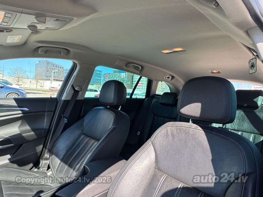 Pelēks Opel Insignia 2014 Tallina, ar dzinēja tilpumu 2.00 L un nobraukumu 209 tūkst. km par 6500 €, foto 15 vietnē AUTOMOTO.COM.LV