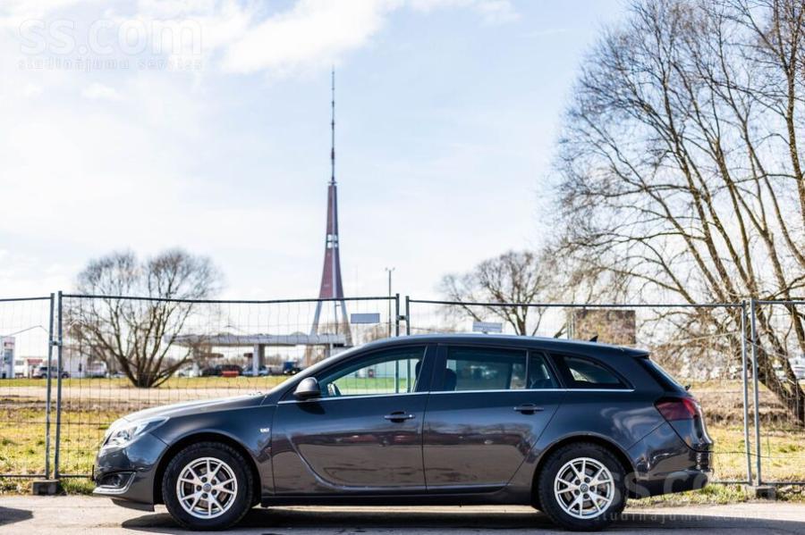 Pelēks Opel Insignia 2014 Rīga, ar dzinēja tilpumu 2.00 L un nobraukumu 386 tūkst. km par 5990 €, foto 5 vietnē AUTOMOTO.COM.LV