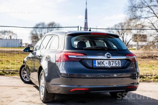 Pelēks Opel Insignia 2014 Rīga, ar dzinēja tilpumu 2.00 L un nobraukumu 386 tūkst. km par 5990 €, foto 6 vietnē AUTOMOTO.COM.LV