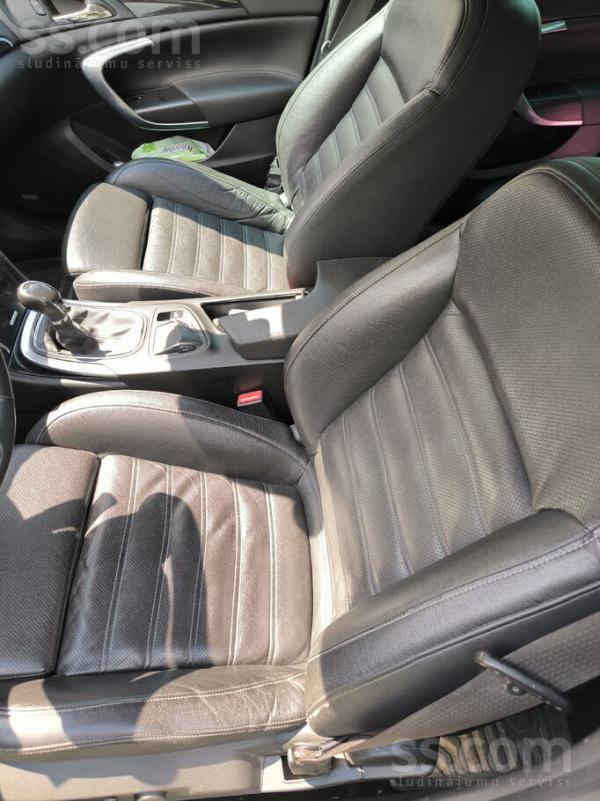 Pelēks Opel Insignia 2014 Ogre, ar dzinēja tilpumu 2.00 L un nobraukumu 288 tūkst. km par 6499 €, foto 4 vietnē AUTOMOTO.COM.LV