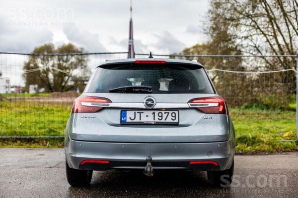 Pelēks Opel Insignia 2014 Rīga, ar dzinēja tilpumu 2.00 L un nobraukumu 280 tūkst. km par 6390 €, foto 8 vietnē AUTOMOTO.COM.LV