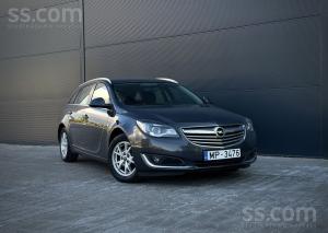 Grey Opel Insignia 2014 in Riga, with an engine capacity of 2.00 L and mileage of 207 thousand km for 5595 €, photo 5 on AUTOMOTO.COM.LV