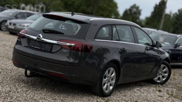 Grey Opel Insignia 2014 in Riga, with an engine capacity of 2.00 L and mileage of 193 thousand km for 6490 €, photo 3 on AUTOMOTO.COM.LV