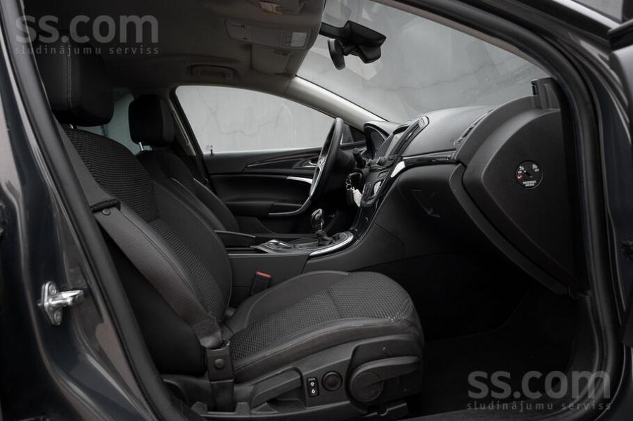 Pelēks Opel Insignia 2014 Jelgava, ar dzinēja tilpumu 2.00 L un nobraukumu 273 tūkst. km par 5500 €, foto 10 vietnē AUTOMOTO.COM.LV