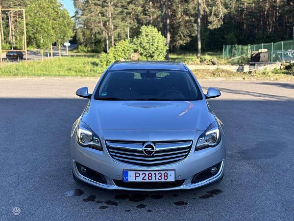 Grey Opel Insignia 2014 in Druskininkai, with an engine capacity of 1.96 L and mileage of 242 thousand km for 5500 €, photo 3 on AUTOMOTO.COM.LV
