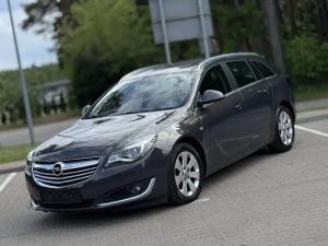 Grey Opel Insignia 2014 in Jurmala, with an engine capacity of 2.00 L and mileage of 312 thousand km for 4990 €, photo 1 on AUTOMOTO.COM.LV