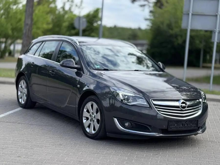 Grey Opel Insignia 2014 in Jurmala, with an engine capacity of 2.00 L and mileage of 312 thousand km for 4990 €, photo 4 on AUTOMOTO.COM.LV