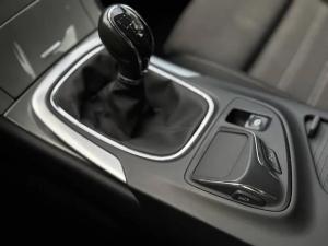 Grey Opel Insignia 2014 in Jurmala, with an engine capacity of 2.00 L and mileage of 312 thousand km for 4990 €, photo 21 on AUTOMOTO.COM.LV