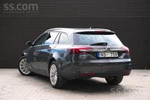 Grey Opel Insignia 2014 in Riga, with an engine capacity of 1.60 L and mileage of 234 thousand km for 5990 €, photo 5 on AUTOMOTO.COM.LV