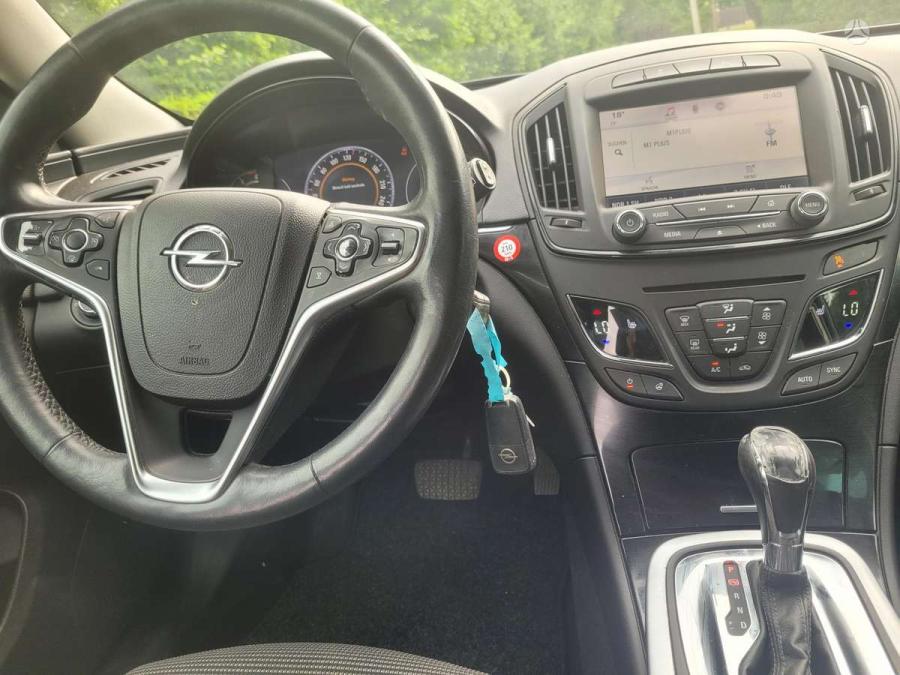 Grey Opel Insignia 2014 in Vilkaviskis, with an engine capacity of 1.96 L and mileage of 274 thousand km for 5400 €, photo 11 on AUTOMOTO.COM.LV