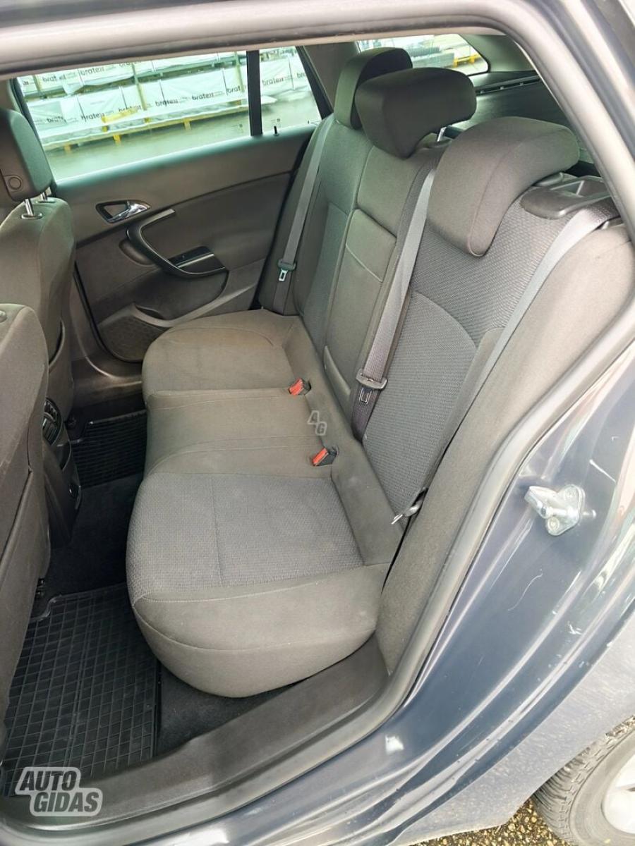 Pelēks Opel Insignia 2014 Viļņa, ar dzinēja tilpumu 2.00 L un nobraukumu 308 tūkst. km par 3950 €, foto 23 vietnē AUTOMOTO.COM.LV