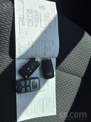 Pelēks Opel Insignia 2014 Rēzekne, ar dzinēja tilpumu 2.00 L un nobraukumu 280 tūkst. km par 5900 €, foto 17 vietnē AUTOMOTO.COM.LV