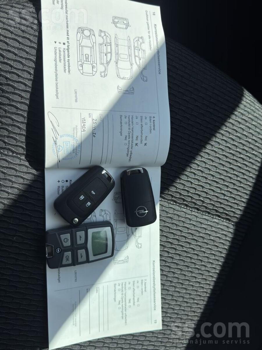 Pelēks Opel Insignia 2014 Rēzekne, ar dzinēja tilpumu 2.00 L un nobraukumu 280 tūkst. km par 5900 €, foto 17 vietnē AUTOMOTO.COM.LV