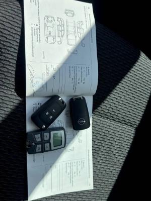 Grey Opel Insignia 2014 in Rezekne, with an engine capacity of 2.00 L and mileage of 281 thousand km for 5900 €, photo 17 on AUTOMOTO.COM.LV