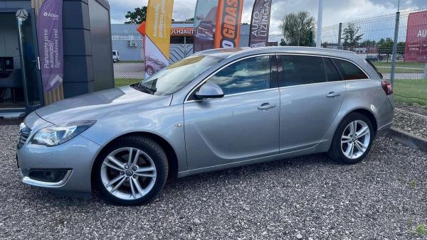 Grey Opel Insignia 2014 in Marijampole, with an engine capacity of 1.96 L and mileage of 237 thousand km for 4999 €, photo 10 on AUTOMOTO.COM.LV