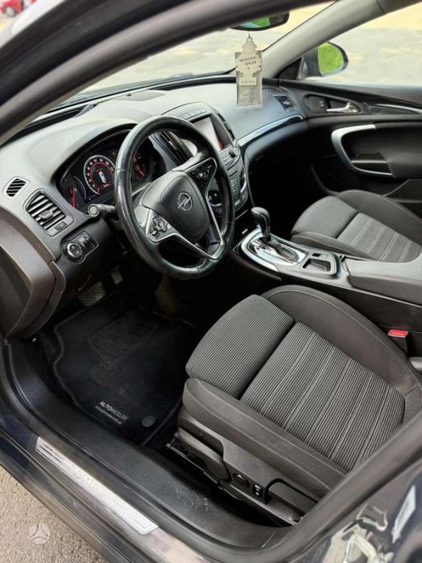 Pelēks Opel Insignia 2014 Viļņa, ar dzinēja tilpumu 1.96 L un nobraukumu 400 tūkst. km par 4200 €, foto 10 vietnē AUTOMOTO.COM.LV