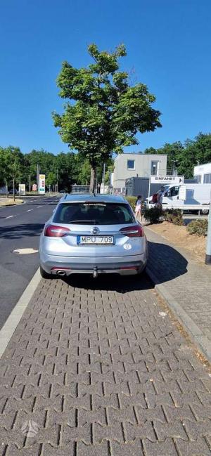 Pelēks Opel Insignia 2014 Kauņa, ar dzinēja tilpumu 1.96 L un nobraukumu 358 tūkst. km par 4000 €, foto 6 vietnē AUTOMOTO.COM.LV
