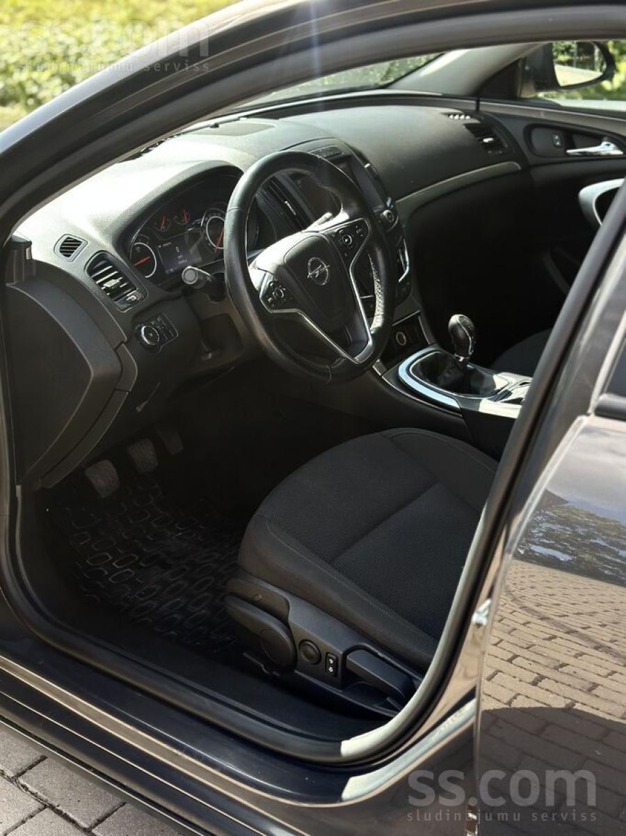 Pelēks Opel Insignia 2014 Rēzekne, ar dzinēja tilpumu 2.00 L un nobraukumu 250 tūkst. km par 5299 €, foto 7 vietnē AUTOMOTO.COM.LV