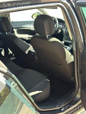Pelēks Opel Insignia 2014 Rēzekne, ar dzinēja tilpumu 2.00 L un nobraukumu 250 tūkst. km par 5299 €, foto 9 vietnē AUTOMOTO.COM.LV