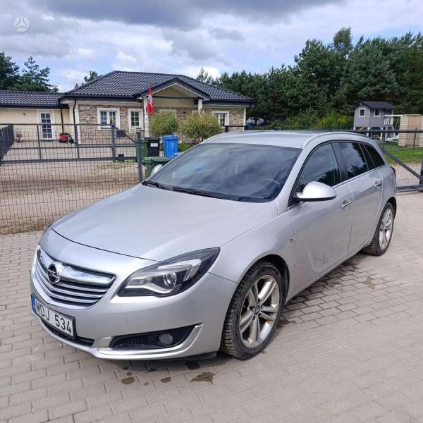 Pelēks Opel Insignia 2014 Viļņa, ar dzinēja tilpumu 1.96 L un nobraukumu 344 tūkst. km par 3700 €, foto 1 vietnē AUTOMOTO.COM.LV