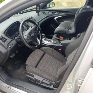 Grey Opel Insignia 2014 in Vilnius, with an engine capacity of 1.96 L and mileage of 344 thousand km for 3700 €, photo 7 on AUTOMOTO.COM.LV