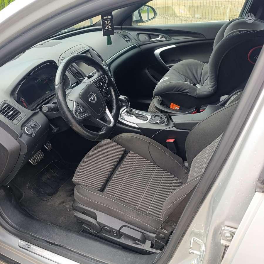 Grey Opel Insignia 2014 in Vilnius, with an engine capacity of 1.96 L and mileage of 344 thousand km for 3700 €, photo 7 on AUTOMOTO.COM.LV