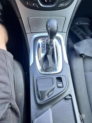 Grey Opel Insignia 2014 in Marijampole, with an engine capacity of 1.96 L and mileage of 300 thousand km for 3900 €, photo 12 on AUTOMOTO.COM.LV