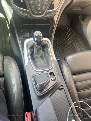 Grey Opel Insignia 2014 in Tallinn, with an engine capacity of 2.00 L and mileage of 215 thousand km for 5900 €, photo 8 on AUTOMOTO.COM.LV