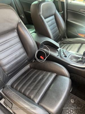 Grey Opel Insignia 2014 in Tallinn, with an engine capacity of 2.00 L and mileage of 215 thousand km for 5900 €, photo 9 on AUTOMOTO.COM.LV