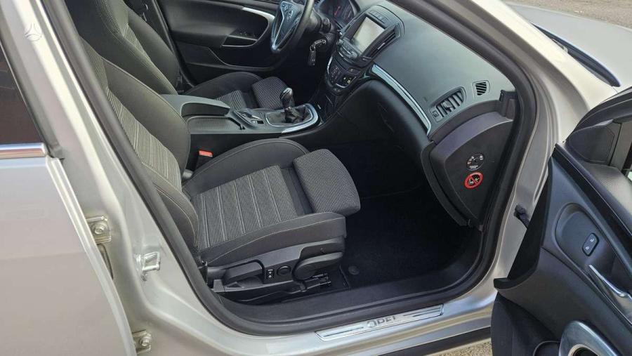 Pelēks Opel Insignia 2014 Rokiškis, ar dzinēja tilpumu 2.00 L un nobraukumu 232 tūkst. km par 4700 €, foto 22 vietnē AUTOMOTO.COM.LV