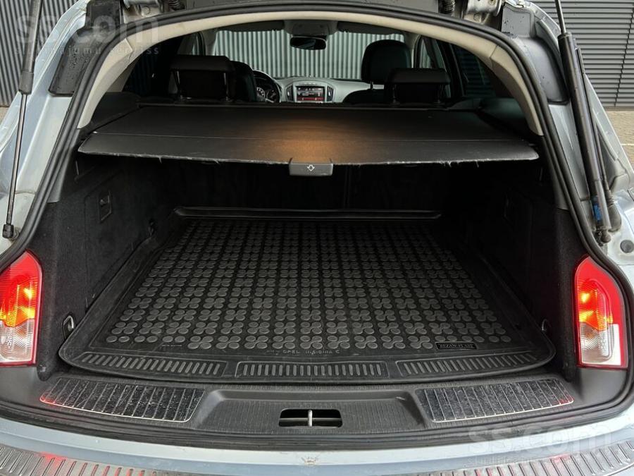 Pelēks Opel Insignia 2014 Rīga, ar dzinēja tilpumu 2.00 L un nobraukumu 319 tūkst. km par 3990 €, foto 8 vietnē AUTOMOTO.COM.LV