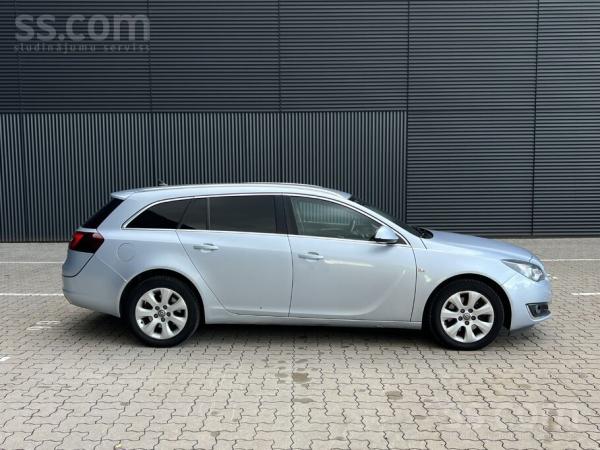 Pelēks Opel Insignia 2014 Rīga, ar dzinēja tilpumu 2.00 L un nobraukumu 319 tūkst. km par 3990 €, foto 7 vietnē AUTOMOTO.COM.LV