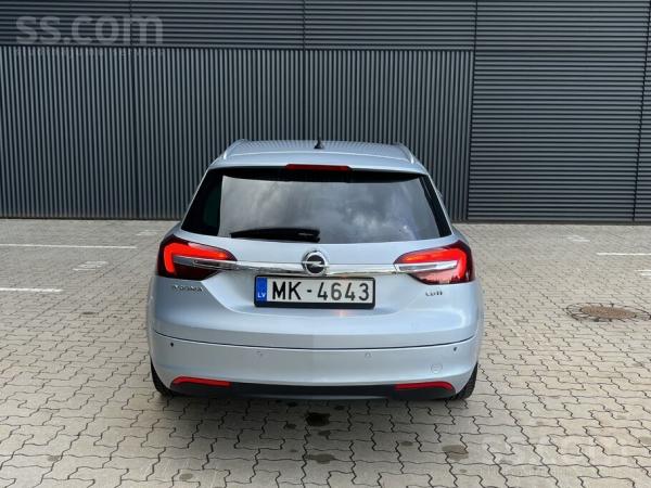 Pelēks Opel Insignia 2014 Rīga, ar dzinēja tilpumu 2.00 L un nobraukumu 319 tūkst. km par 3500 €, foto 6 vietnē AUTOMOTO.COM.LV