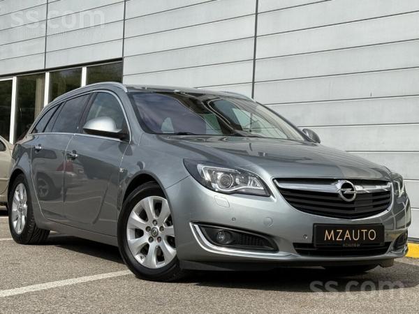 Grey Opel Insignia 2015 in Tukums, with an engine capacity of 2.00 L and mileage of 241 thousand km for 8250 €, photo 1 on AUTOMOTO.COM.LV
