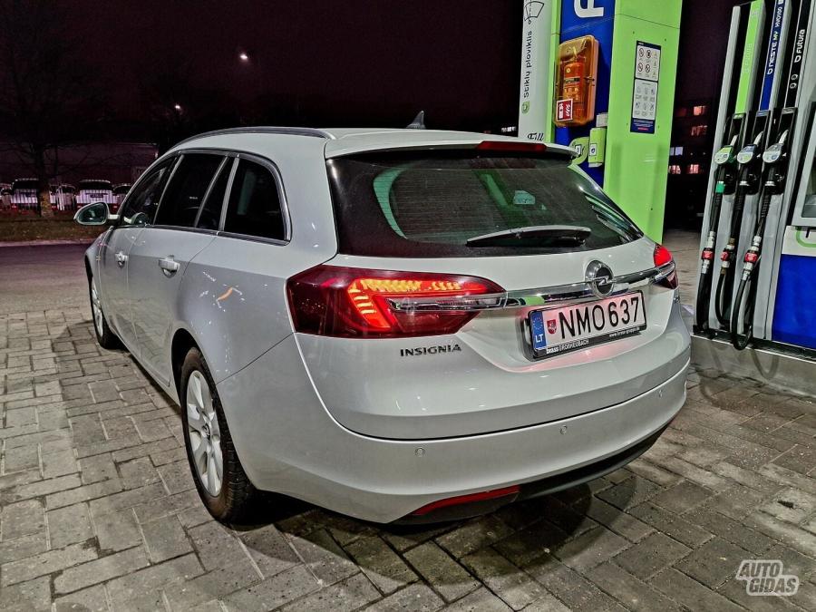 Grey Opel Insignia 2015 in Klaipeda, with an engine capacity of 2.00 L and mileage of 234 thousand km for 5200 €, photo 2 on AUTOMOTO.COM.LV