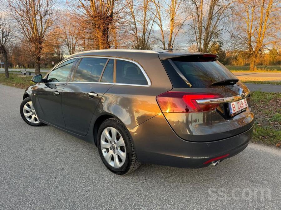 Pelēks Opel Insignia 2015 Ogre, ar dzinēja tilpumu 2.00 L un nobraukumu 73 tūkst. km par 7500 €, foto 5 vietnē AUTOMOTO.COM.LV
