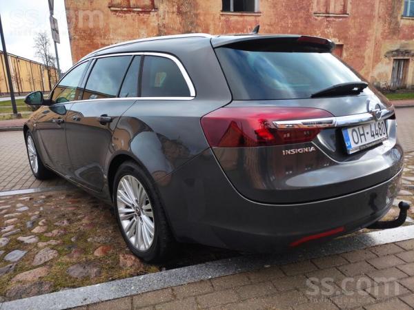 Pelēks Opel Insignia 2015 Daugavpils, ar dzinēja tilpumu 2.00 L un nobraukumu 250 tūkst. km par 6150 €, foto 10 vietnē AUTOMOTO.COM.LV