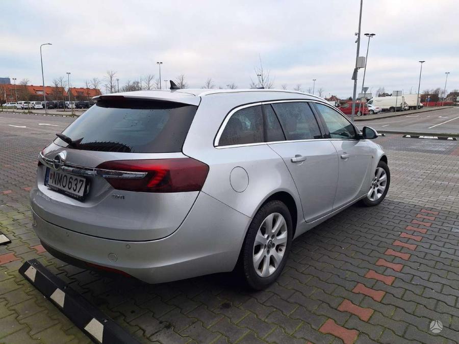 Grey Opel Insignia 2015 in Klaipeda, with an engine capacity of 2.00 L and mileage of 235 thousand km for 5100 €, photo 5 on AUTOMOTO.COM.LV